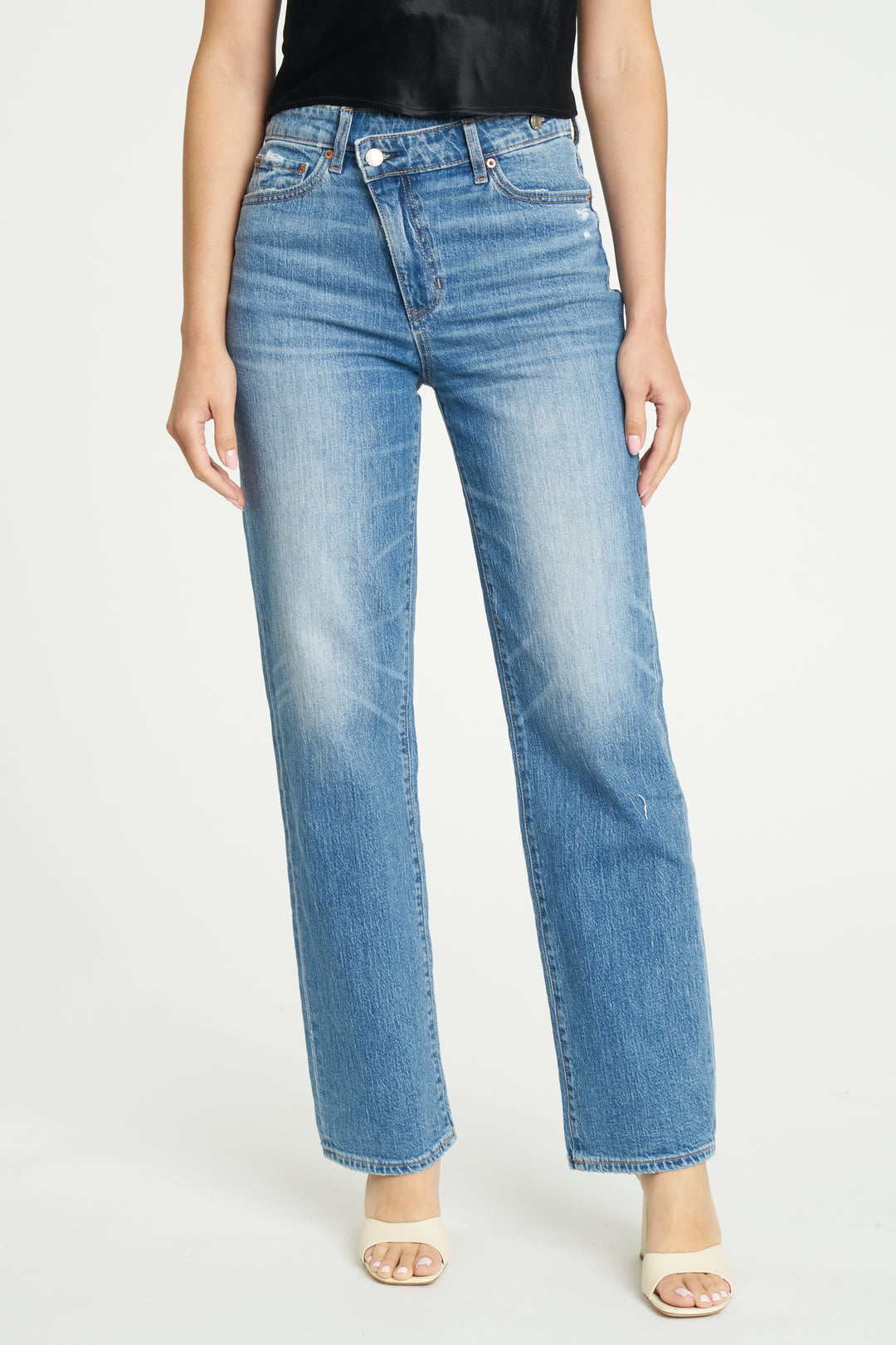 NEW – Daze Denim