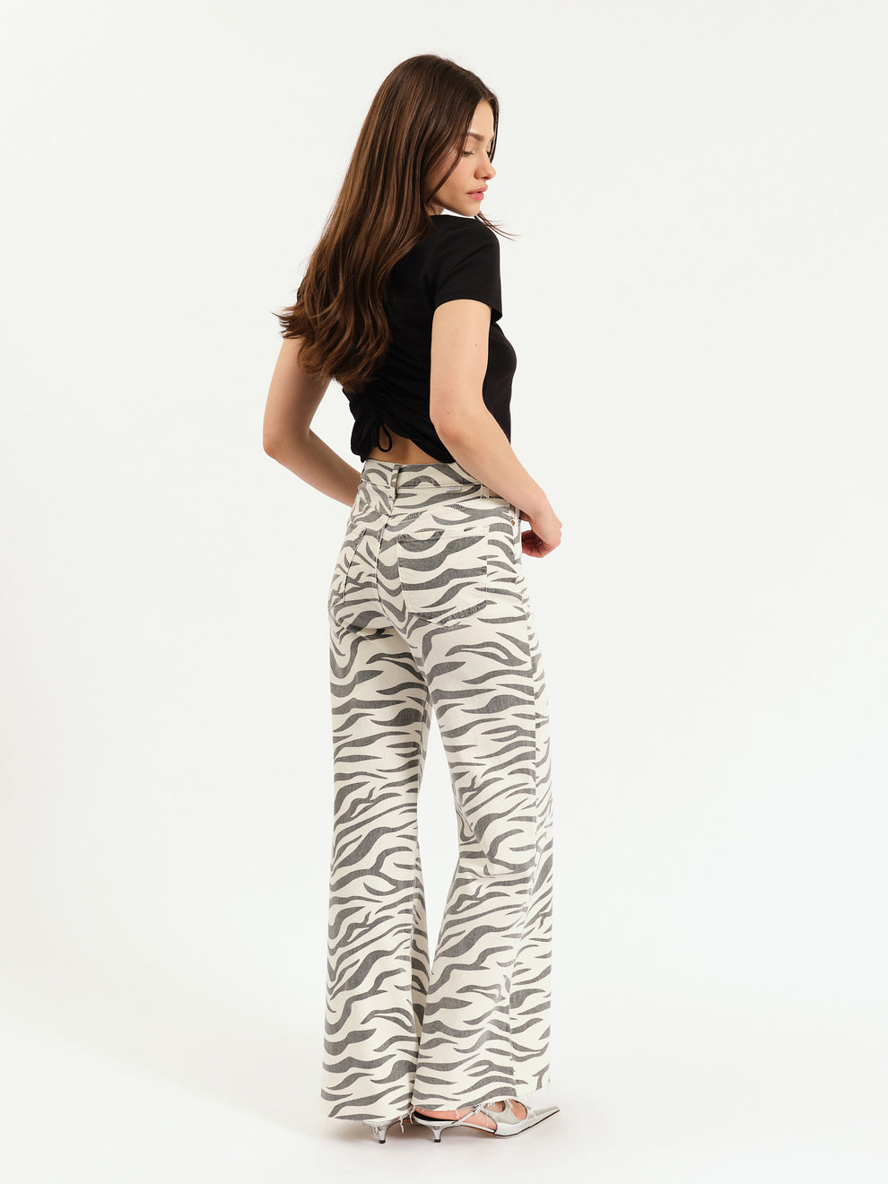 Far Out High Rise Wide in Zebra – Daze Denim